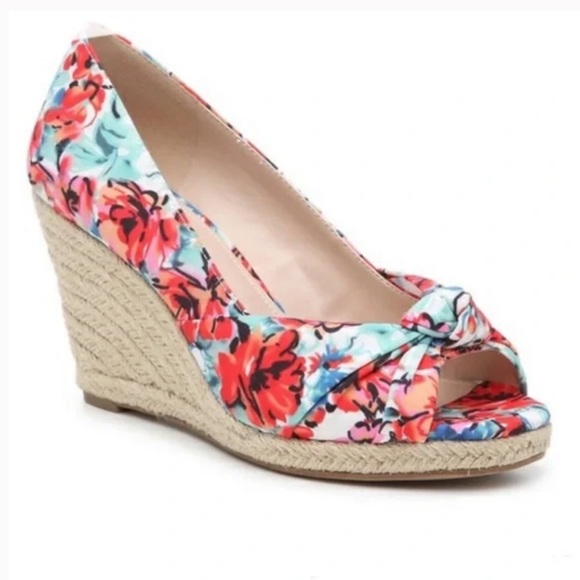 Kelly & Katie | Shoes | Kelly Katie Ivala Espadrille Wedge Sandals ...